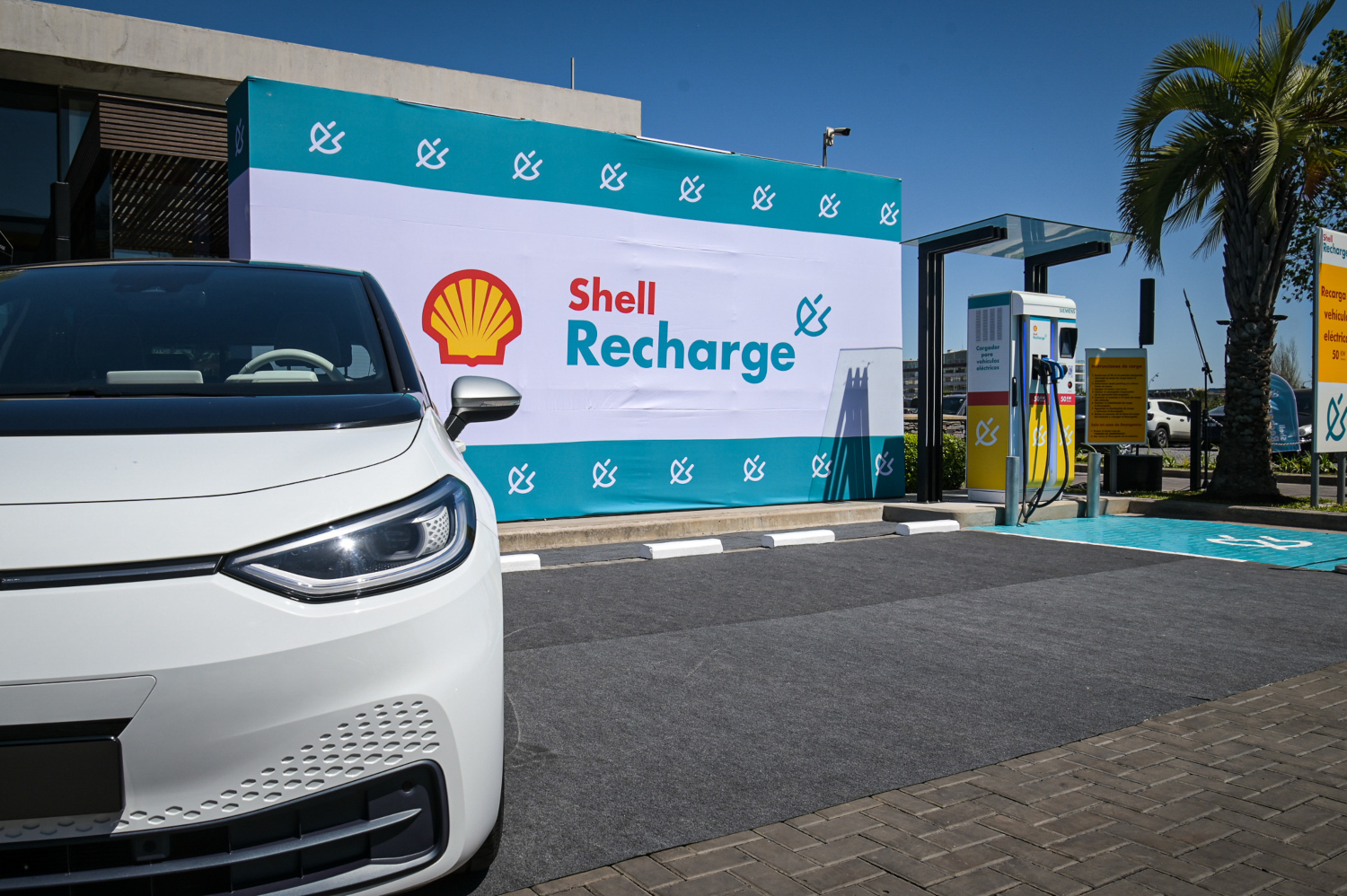 Shell Opens Recharging Center in Argentina with Technological Support ...