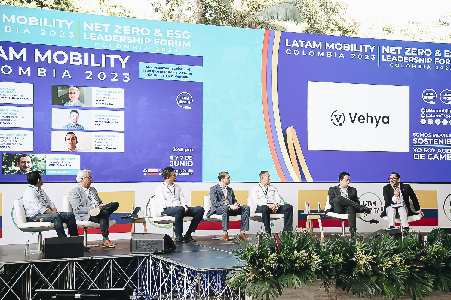 Enel X, Hitachi Poma, Metro de Medellín, Navitrans y Transmilenio ...