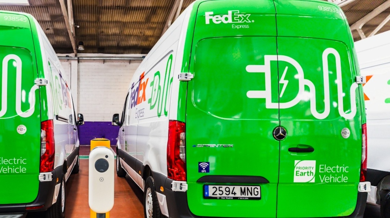 Descarga Terrestre De Fedex FedEx DG Ready Shipping Hazmat And