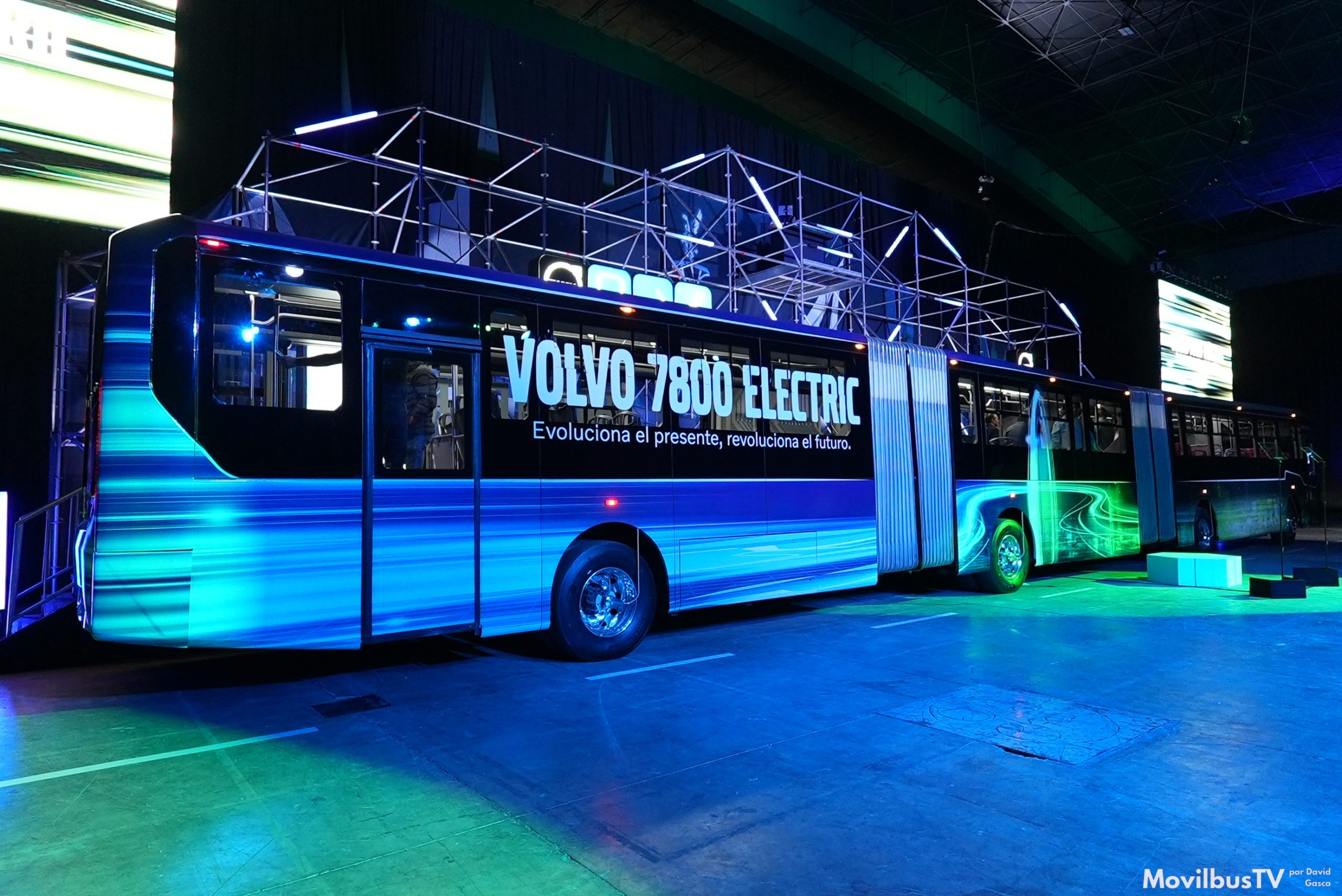 Volvo 7800 Electric: el primer autobús biarticulado eléctrico fabricado ...