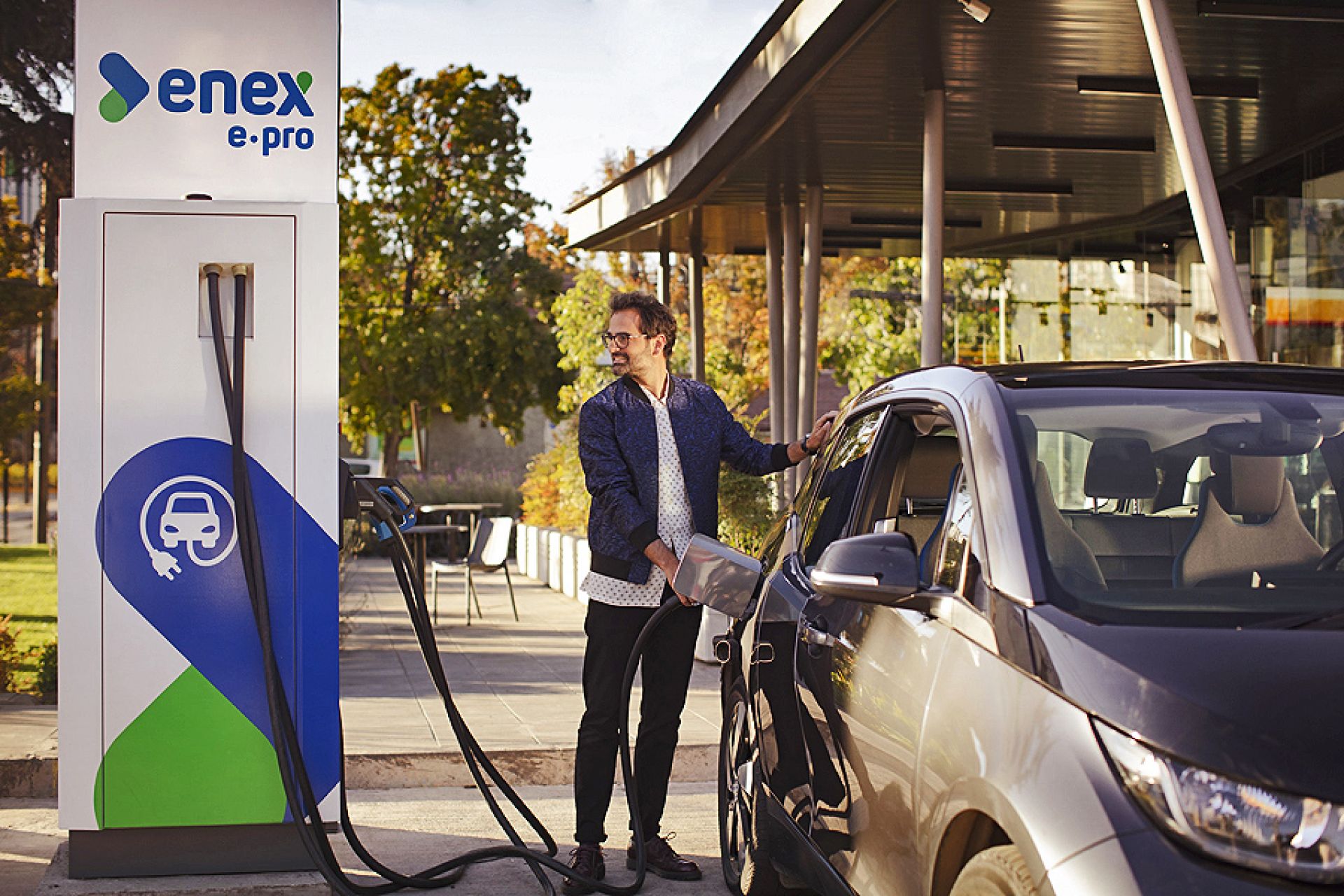 ENEX reafirma su liderazgo en experiencia del cliente y compromiso ...